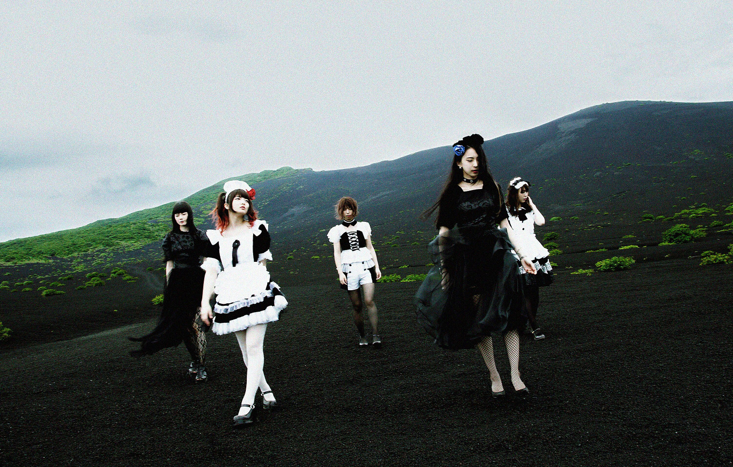 BAND-MAID – Interview (2019) - UniJolt